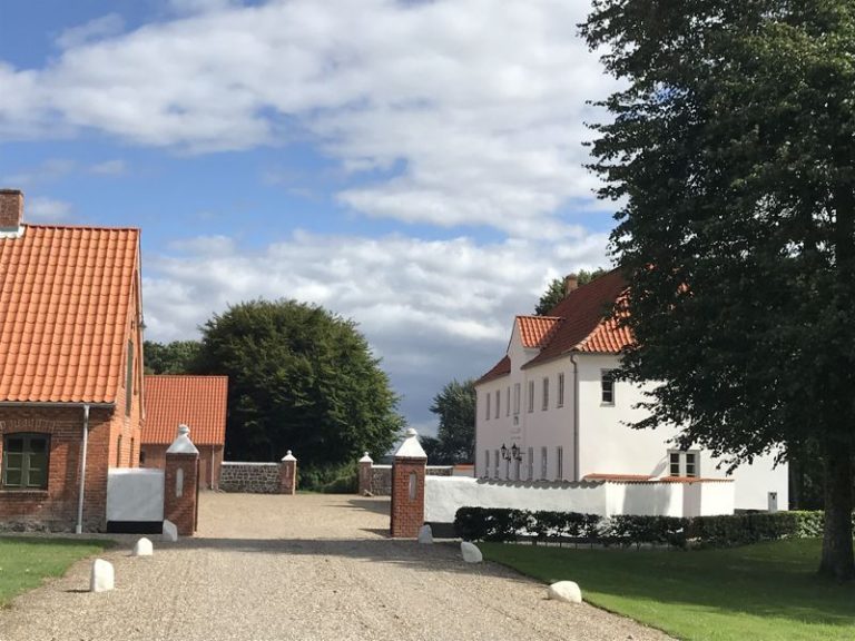 Eksklusiv ferie i Danmark - Strandet Hovedgaard Forvaltning ApS